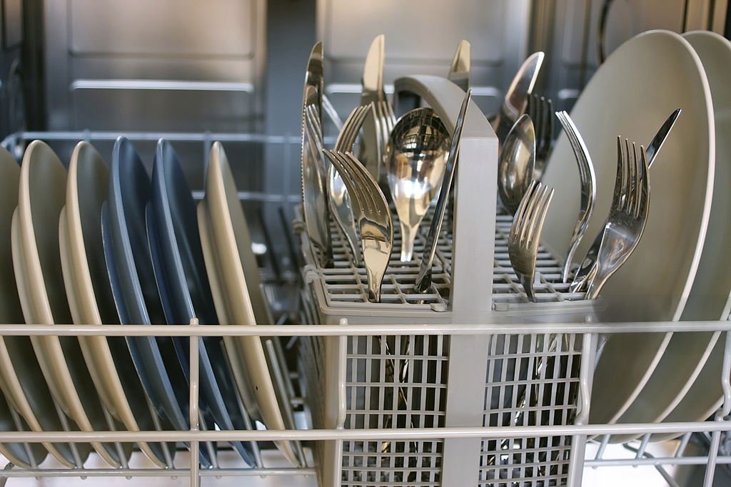 Commercial Dish & Glass Washers for Hotels, Restaurants & Cafes | DEPE